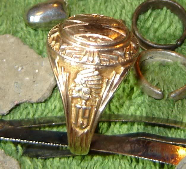 Whats the oldest class ring you found? With updated pics | TreasureNet.com
