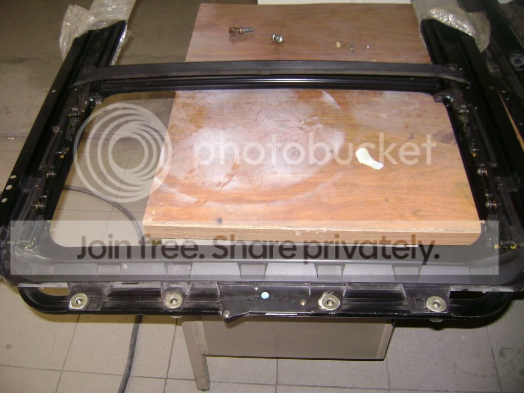 is an A4 golf/jetta sunroof compatible with R32, structurally wise ...